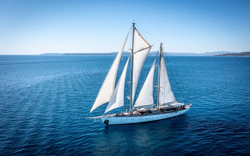 CHRONOS yacht for charter (Ark Yacht, 54.6m, 2013)